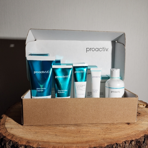 Proactiv | Skincare | Proactiv Skincare Set | Poshmark